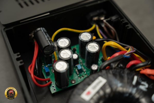 The World's Best Audiophile Linear Power Supplies - PLiXiR Elite BDC ...