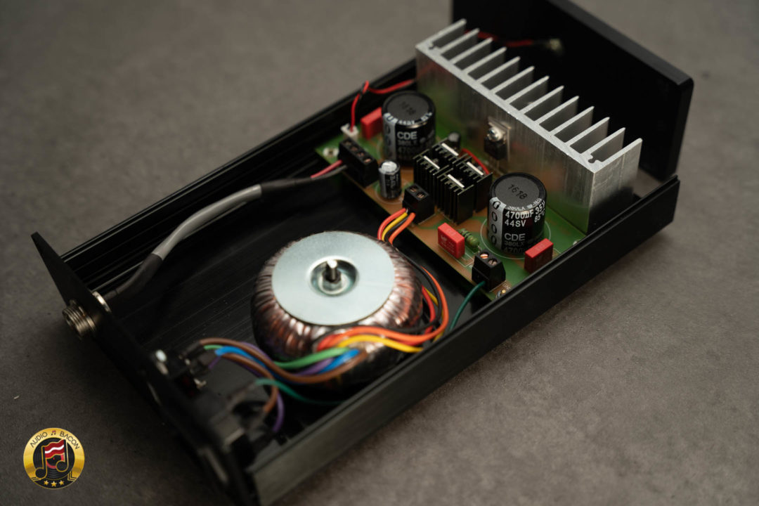 The World's Best Audiophile Linear Power Supplies - Fidelizer Nikola2 ...